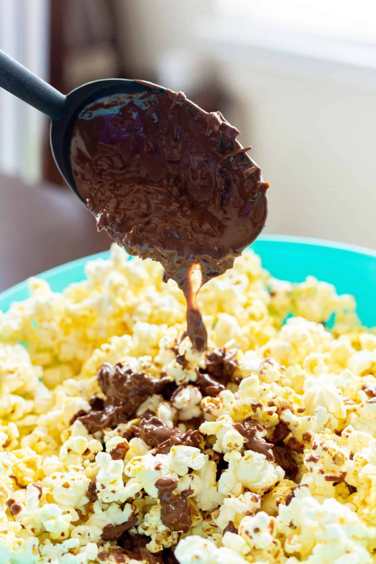Coconut Nutella Popcorn Dessert Recipe - Saving Talents