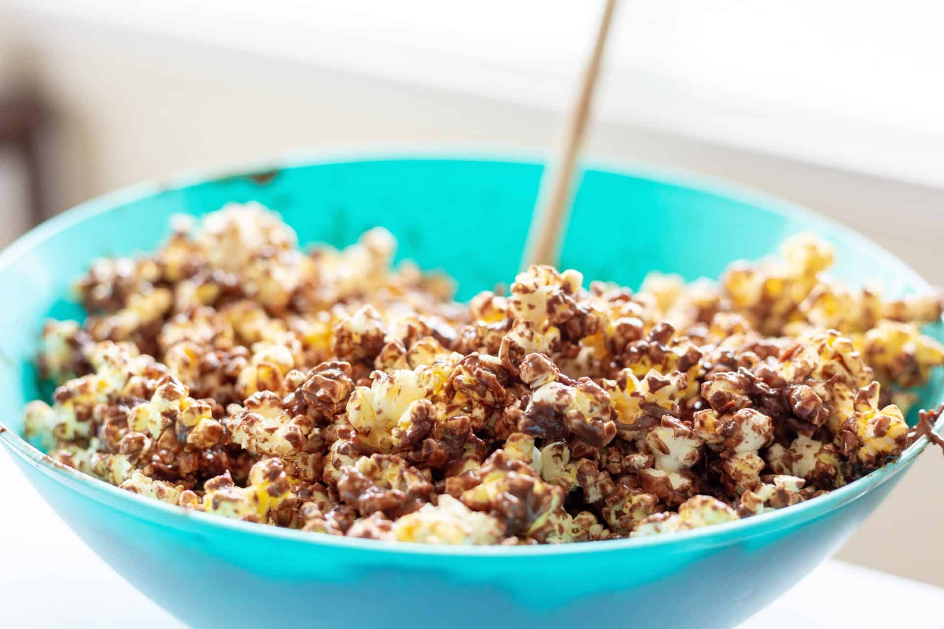 Coconut Nutella Popcorn Dessert Recipe - Saving Talents