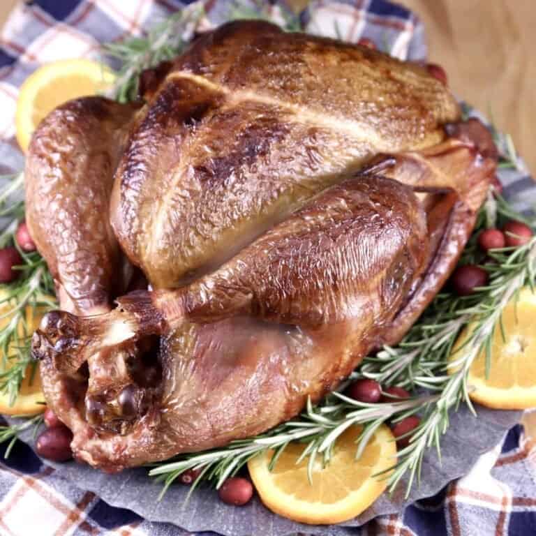 25 Unique Turkey Recipes To Prepare For Thanksgiving - Saving Talents