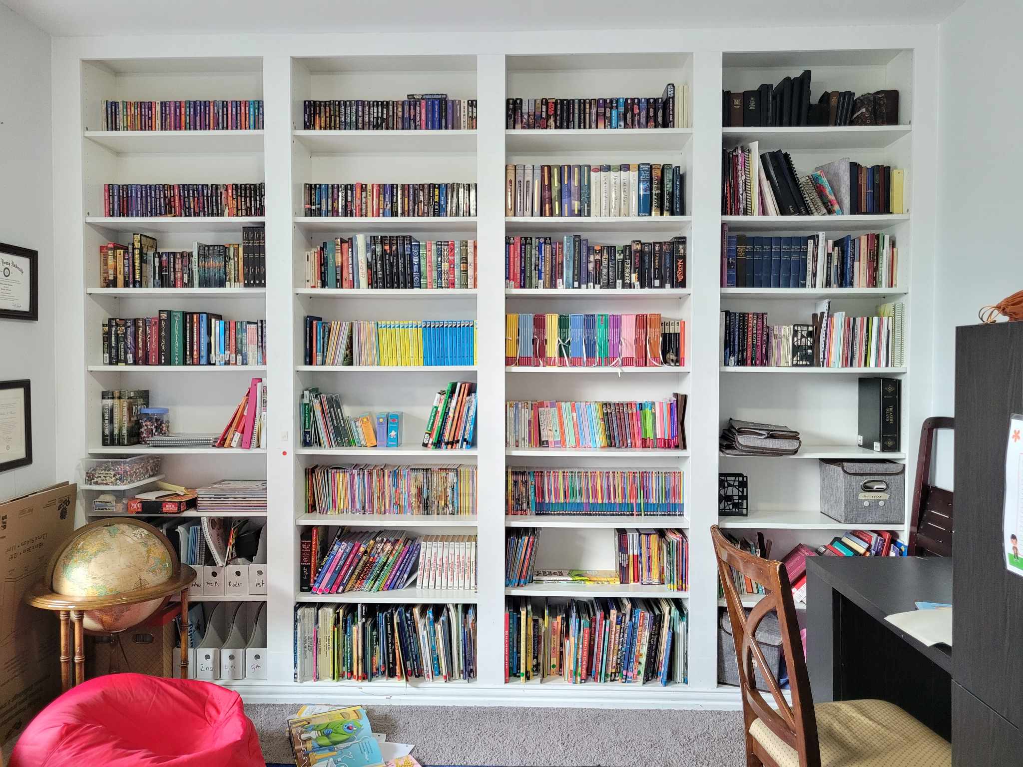 DIY IKEA Bookshelf That Looks Built-In - Saving Talents