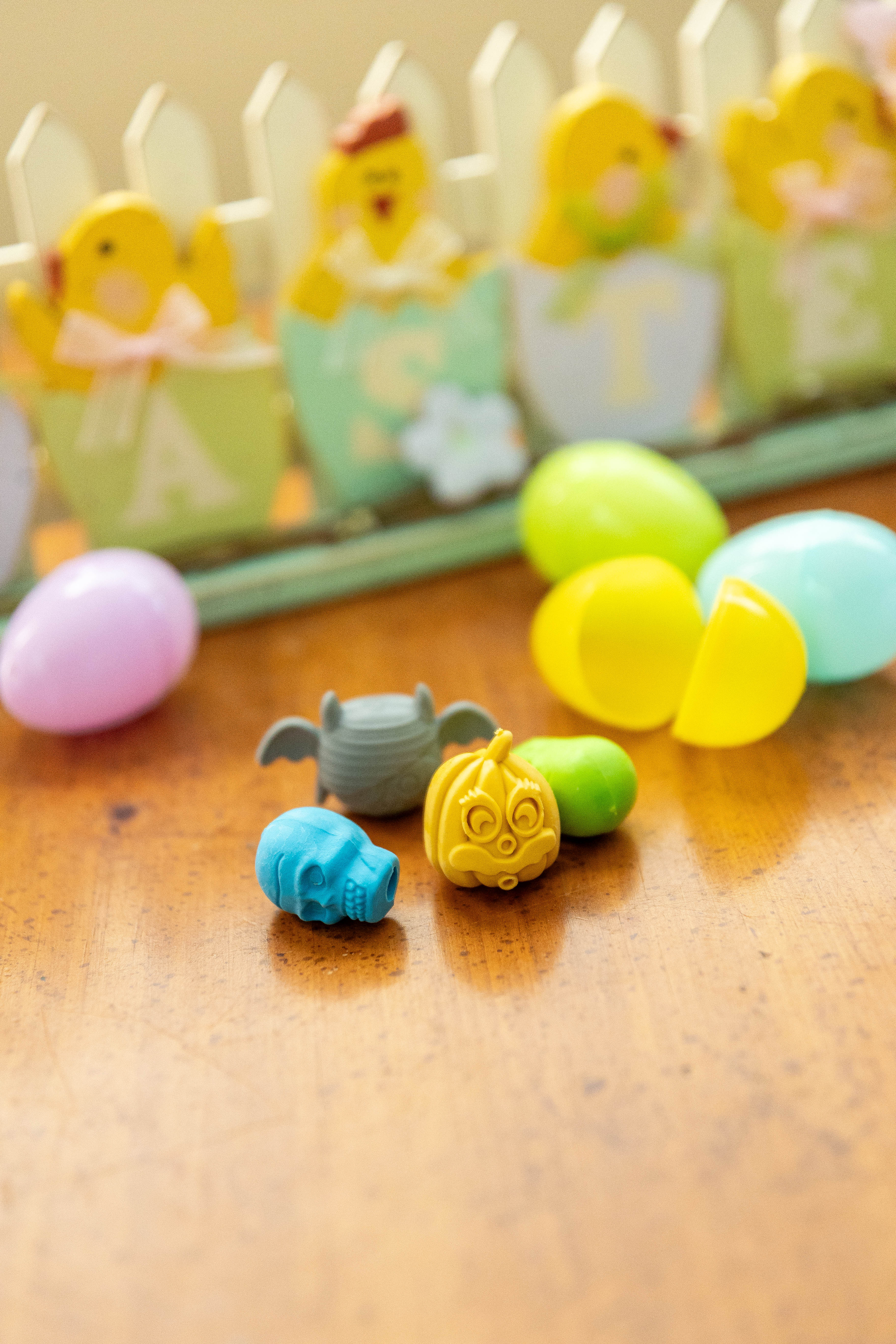 50+ Non Candy Easter Egg Fillers For Kids
