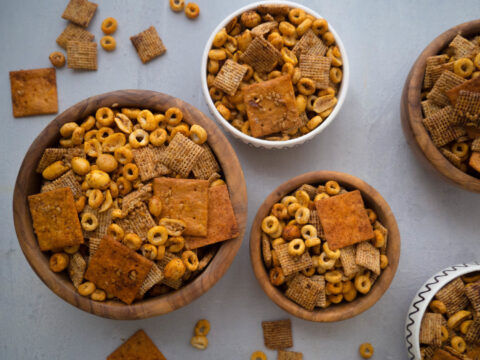 Snack Mixes for Your Super Bowl Football Party on Game Day - Saving Talents